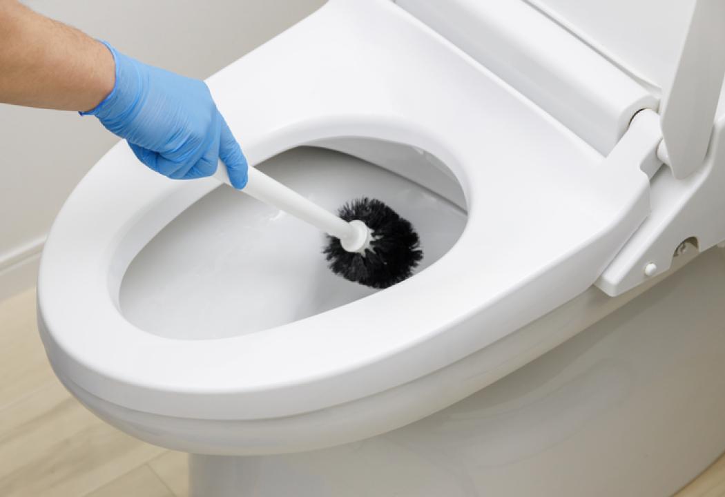 How to Remove Rust from Toilets | Merry Maids